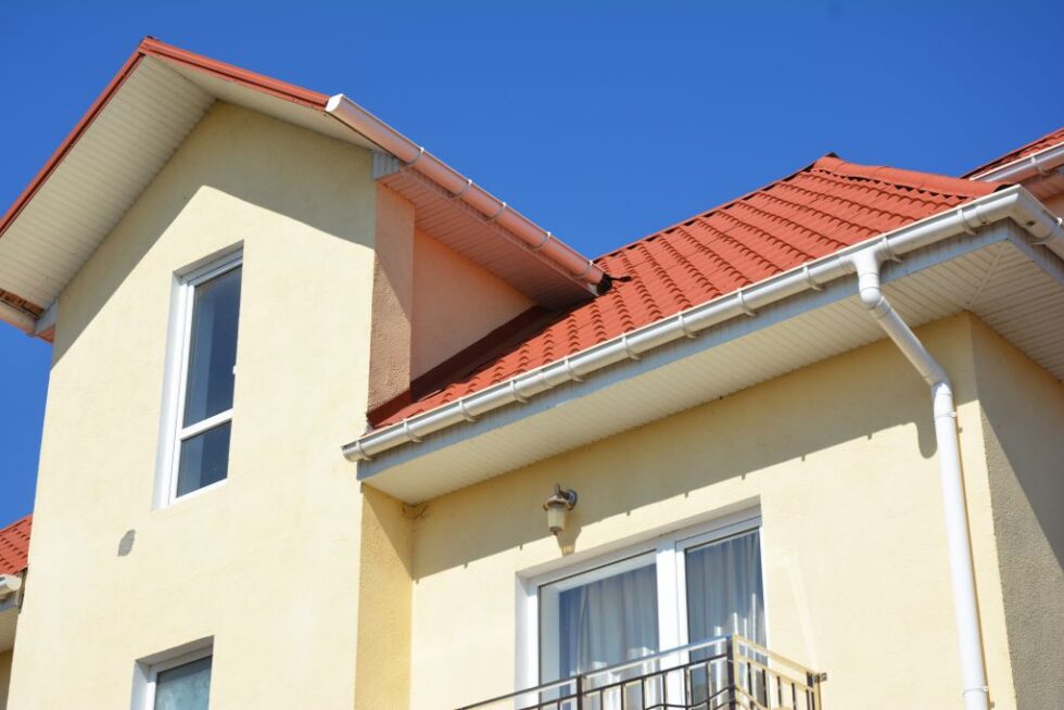 Can You Paint Soffit? A Guide to Painting Soffits in Florida Homes